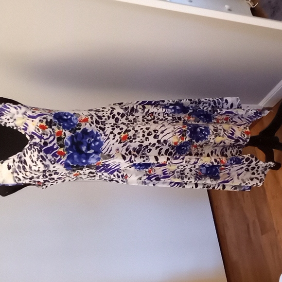 The Pyramid Collection | Dresses | The Pyramid Collection Medium Slinky ...